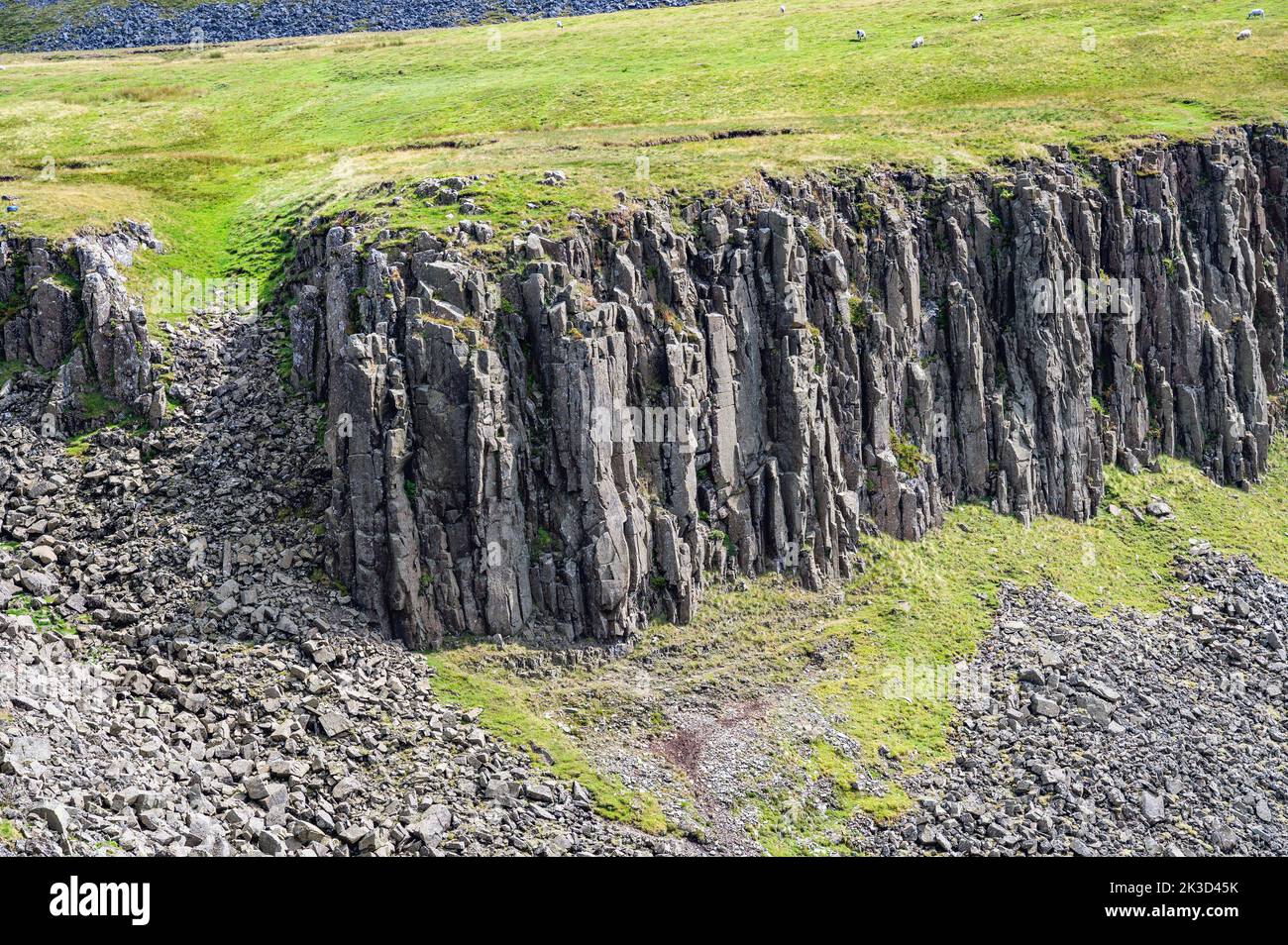 High cup Nick, U shaped valley in North Pennines Area of Outstanding ...