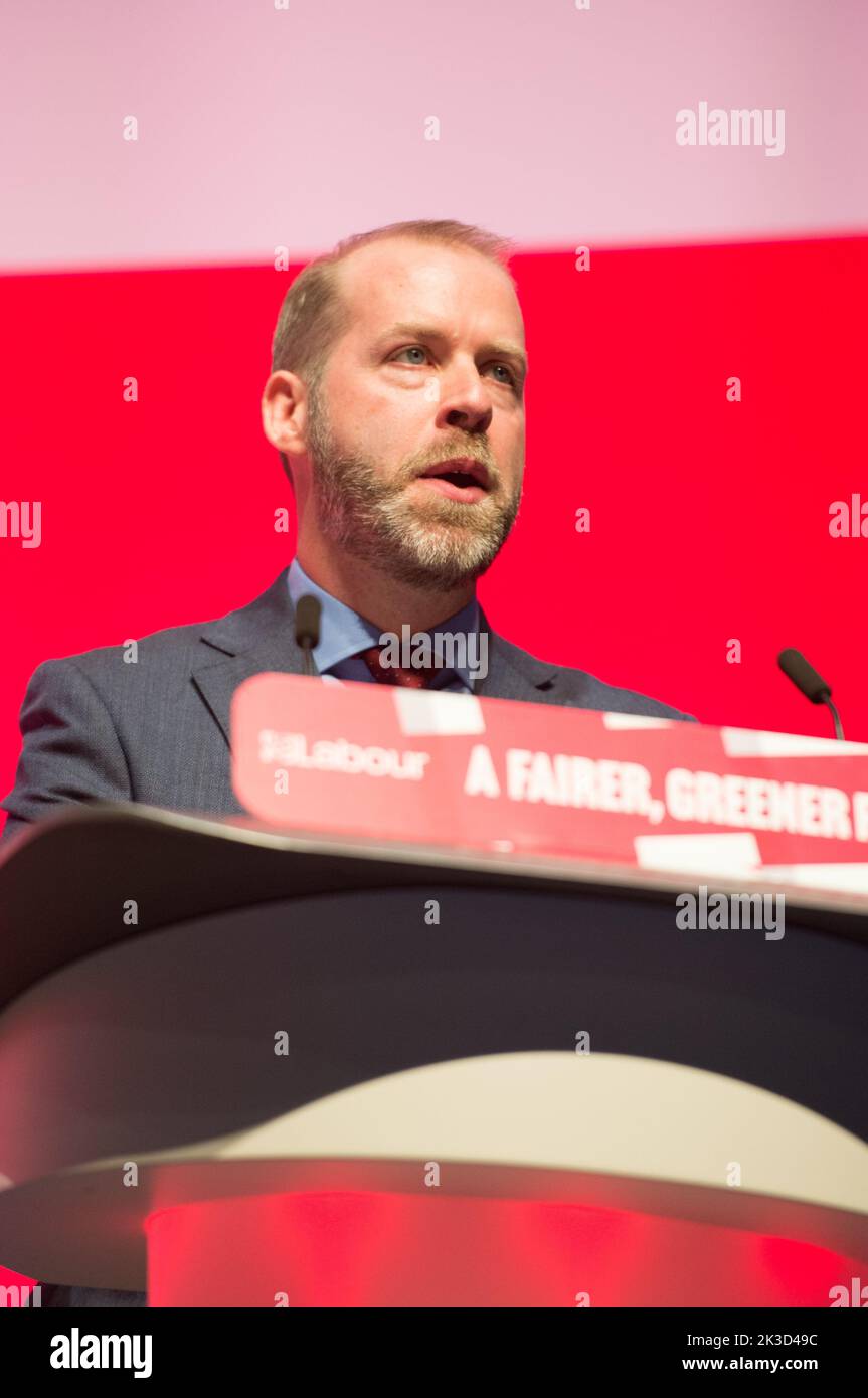 Jonathan reynolds and mp hi-res stock photography and images - Alamy