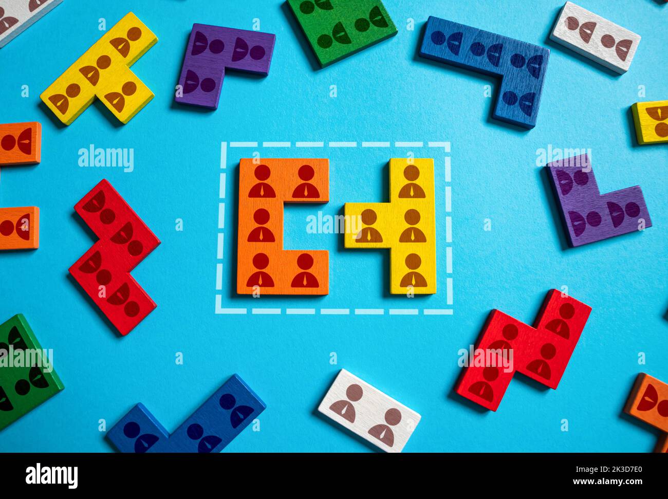 Merging into a single team. Create the core of the future company ...