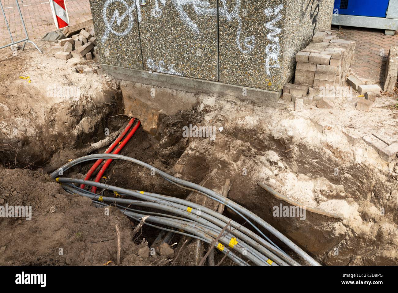 Construction cables hi-res stock photography and images - Alamy