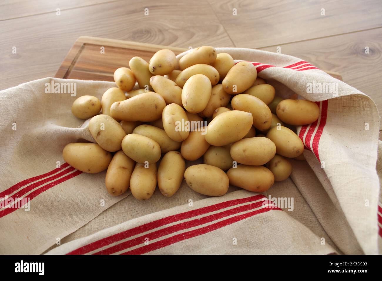 Pommes de terre grenaille hi-res stock photography and images - Alamy