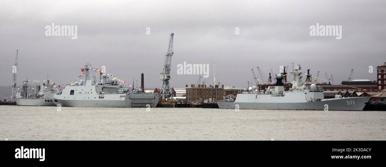 Chinese frigate Yun Cheng and Assault ship Chang Bai Shan in Portsmouth ...