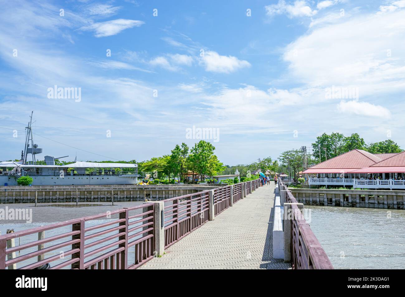 Wave drawback hi-res stock photography and images - Alamy