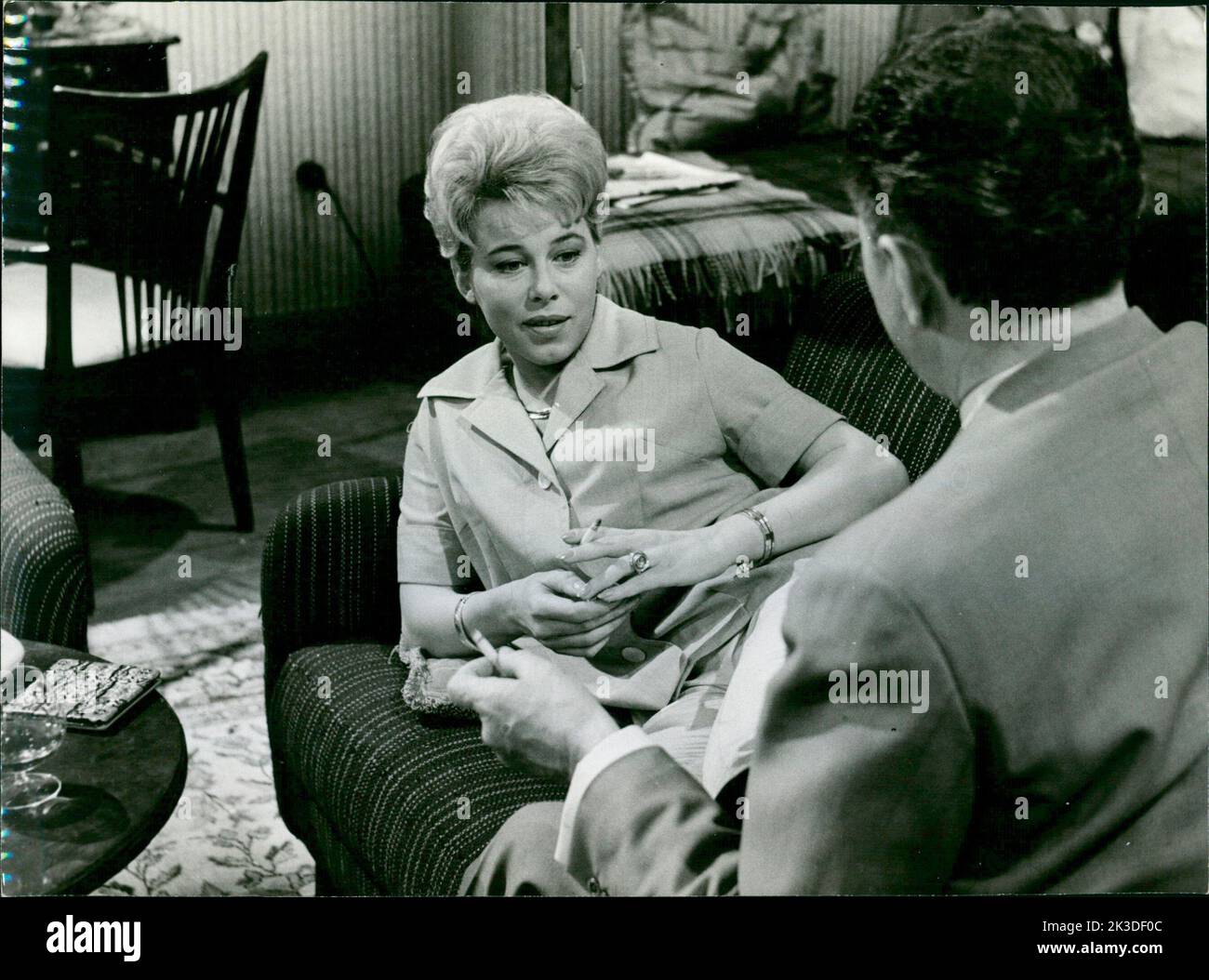 Sucht alltag hi-res stock photography and images - Alamy