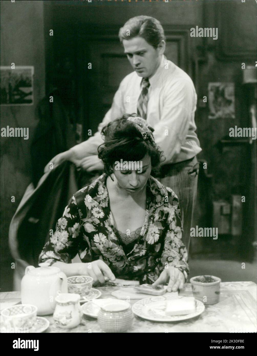 Josef Fröhlich als Timothy Evans und Dorit Amann als Beryl Evans im ...