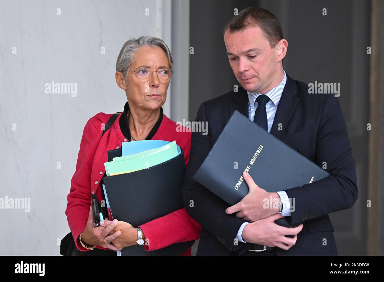 Full employment and integration hi-res stock photography and images - Alamy