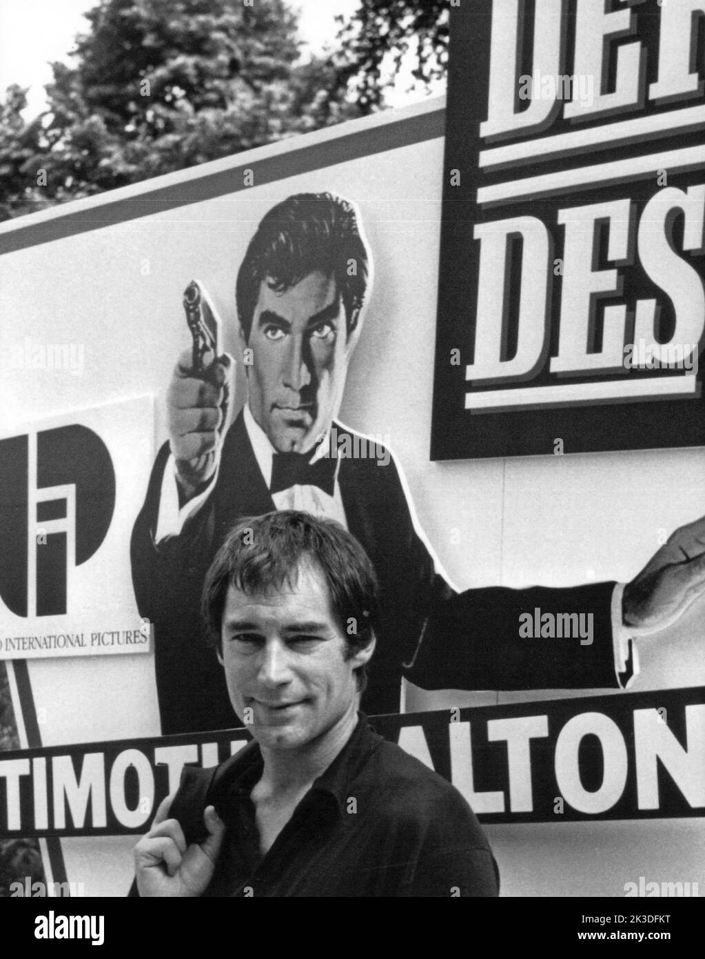 James bond der hauch des todes hi-res stock photography and images - Alamy