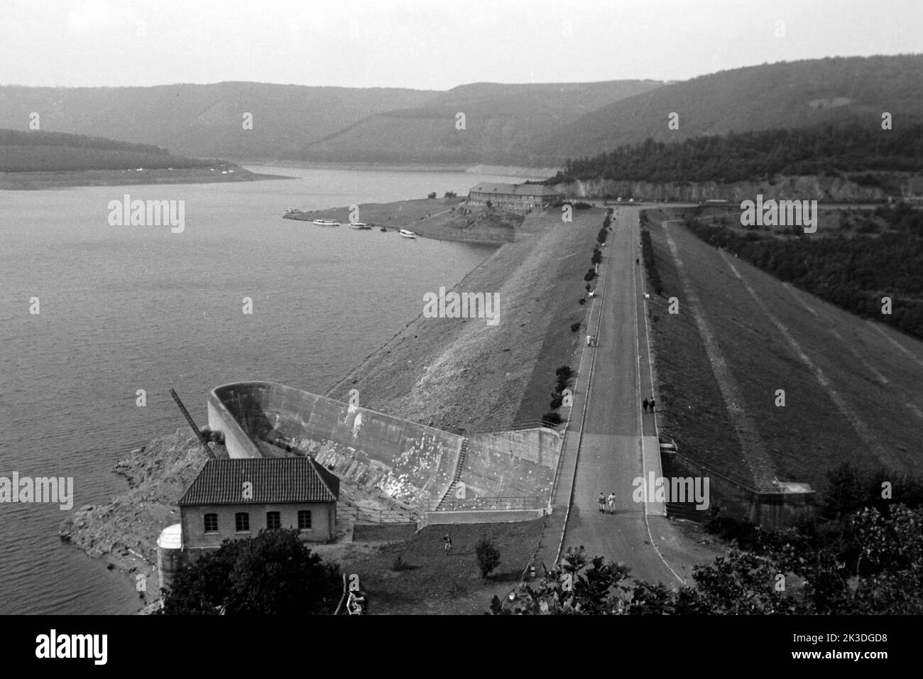 Rurtalsperre Schwammenauel, 1952. Rur Dam, 1952 Stock Photo - Alamy
