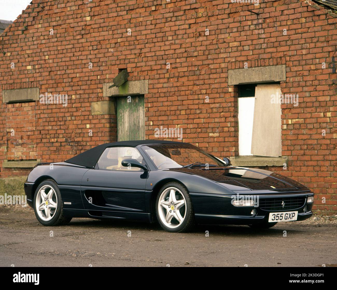 1998 Ferrari F355 Spyder Stock Photo - Alamy