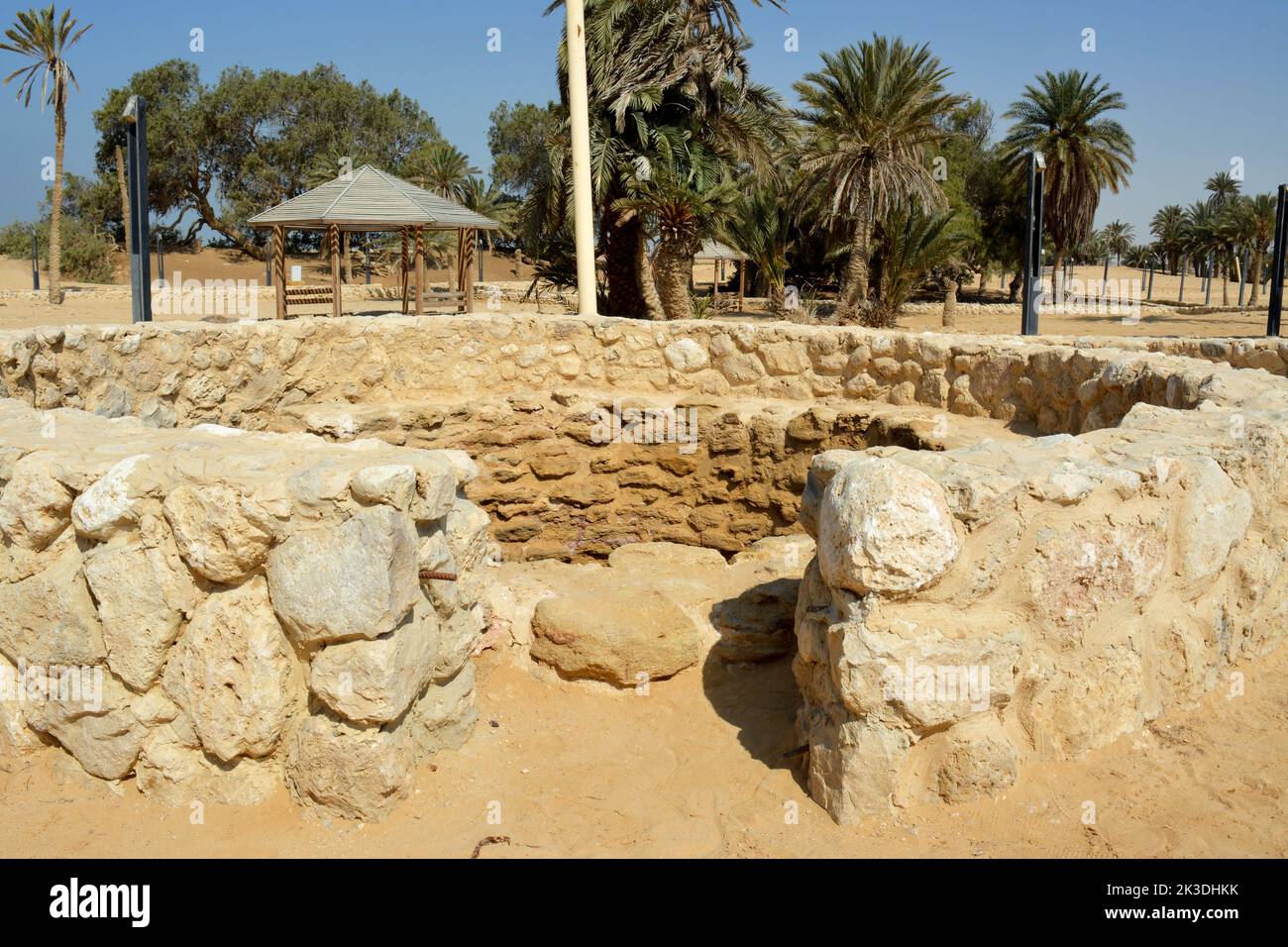 Well moses in the sinai hi-res stock photography and images - Alamy