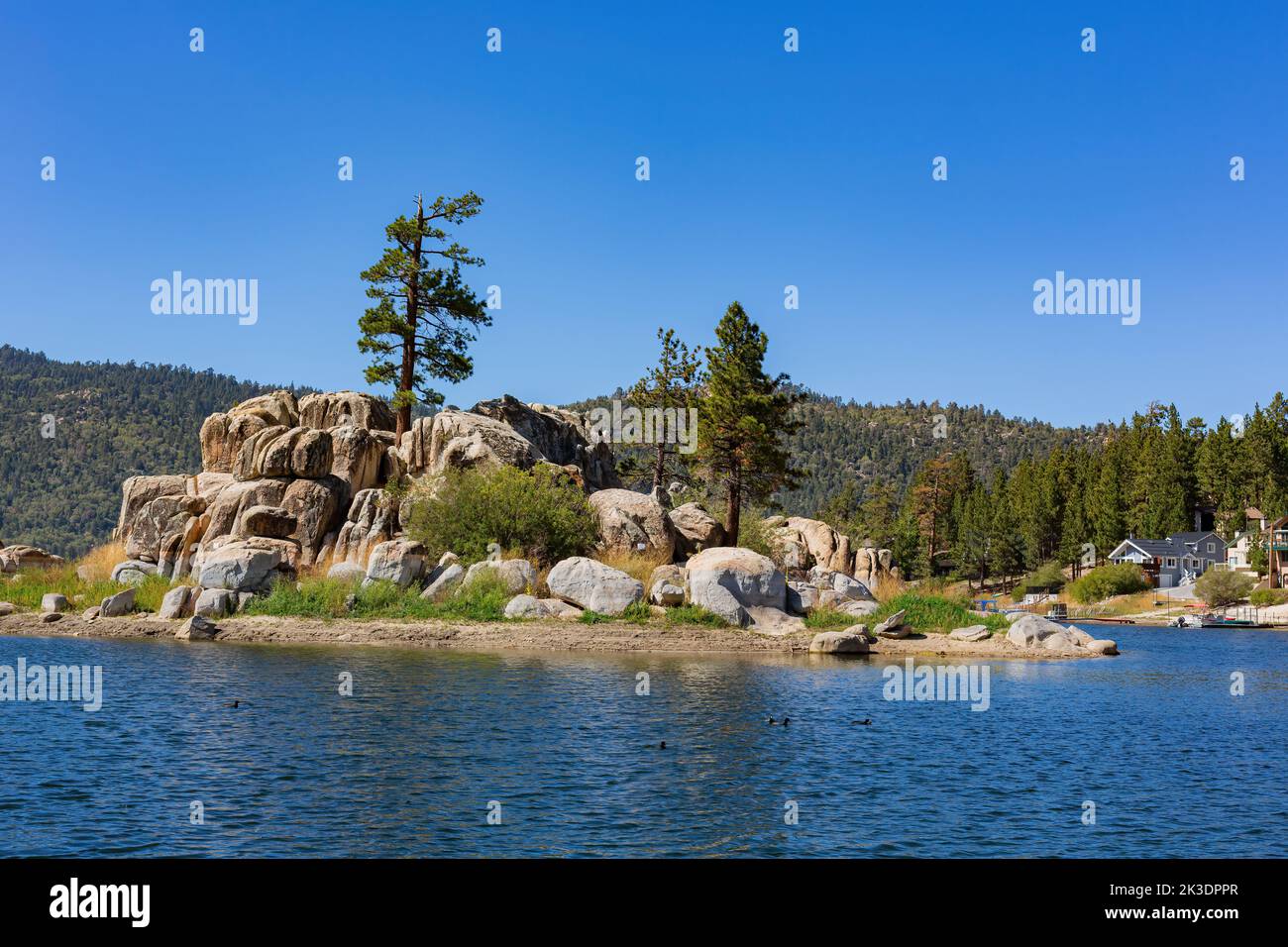 Sunny view of the landscape in Big bear lake at California Stock Photo ...