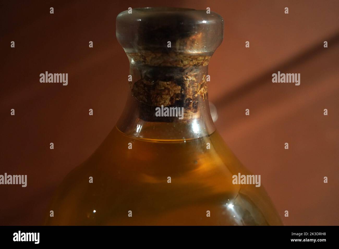 Sperm whale oil spermaceti oil hi-res stock photography and images - Alamy