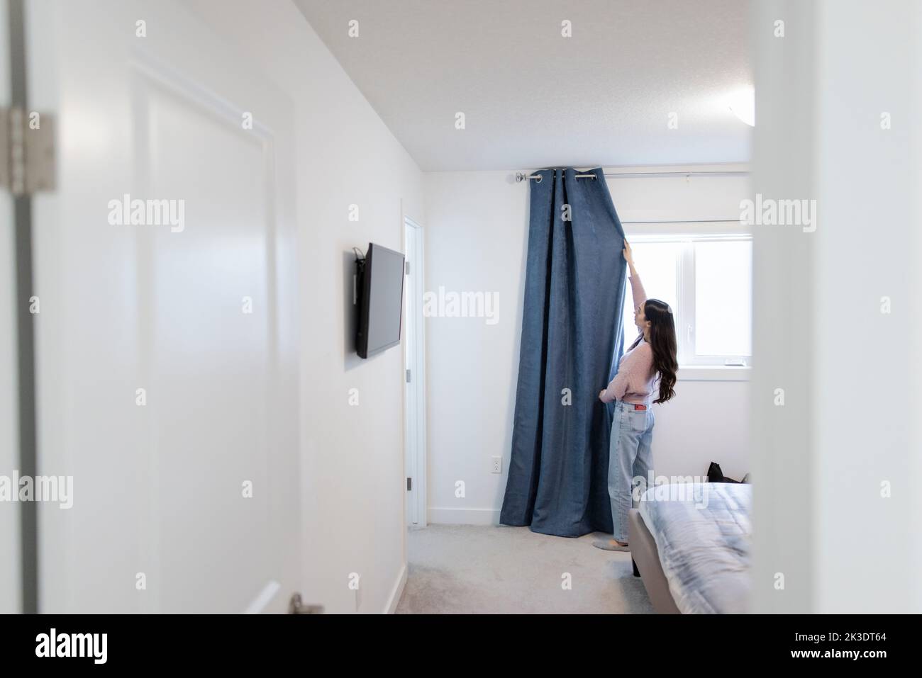 Hair curtains hi-res stock photography and images - Alamy