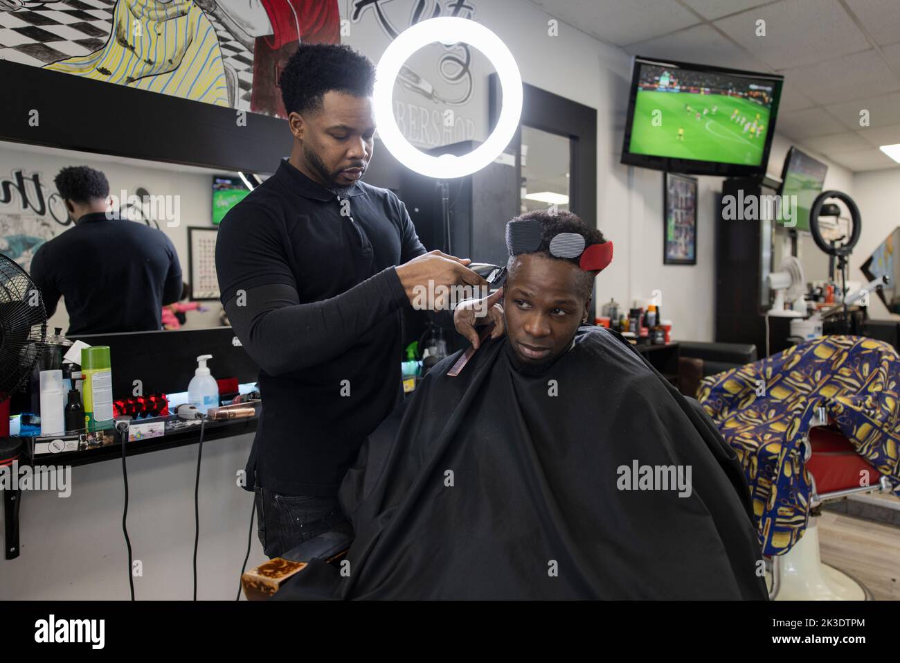 Fade haircut black hi-res stock photography and images - Alamy