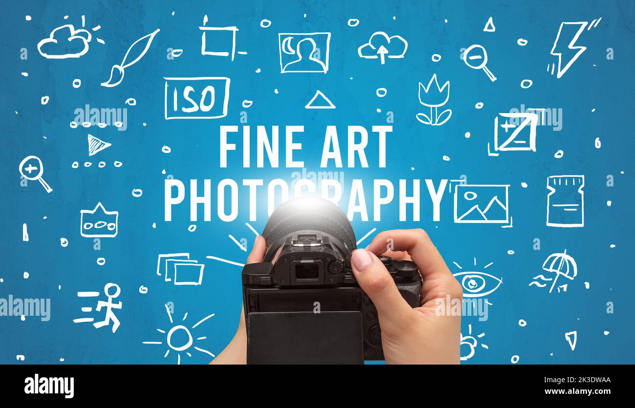 Hand taking picture with digital camera Stock Photo - Alamy