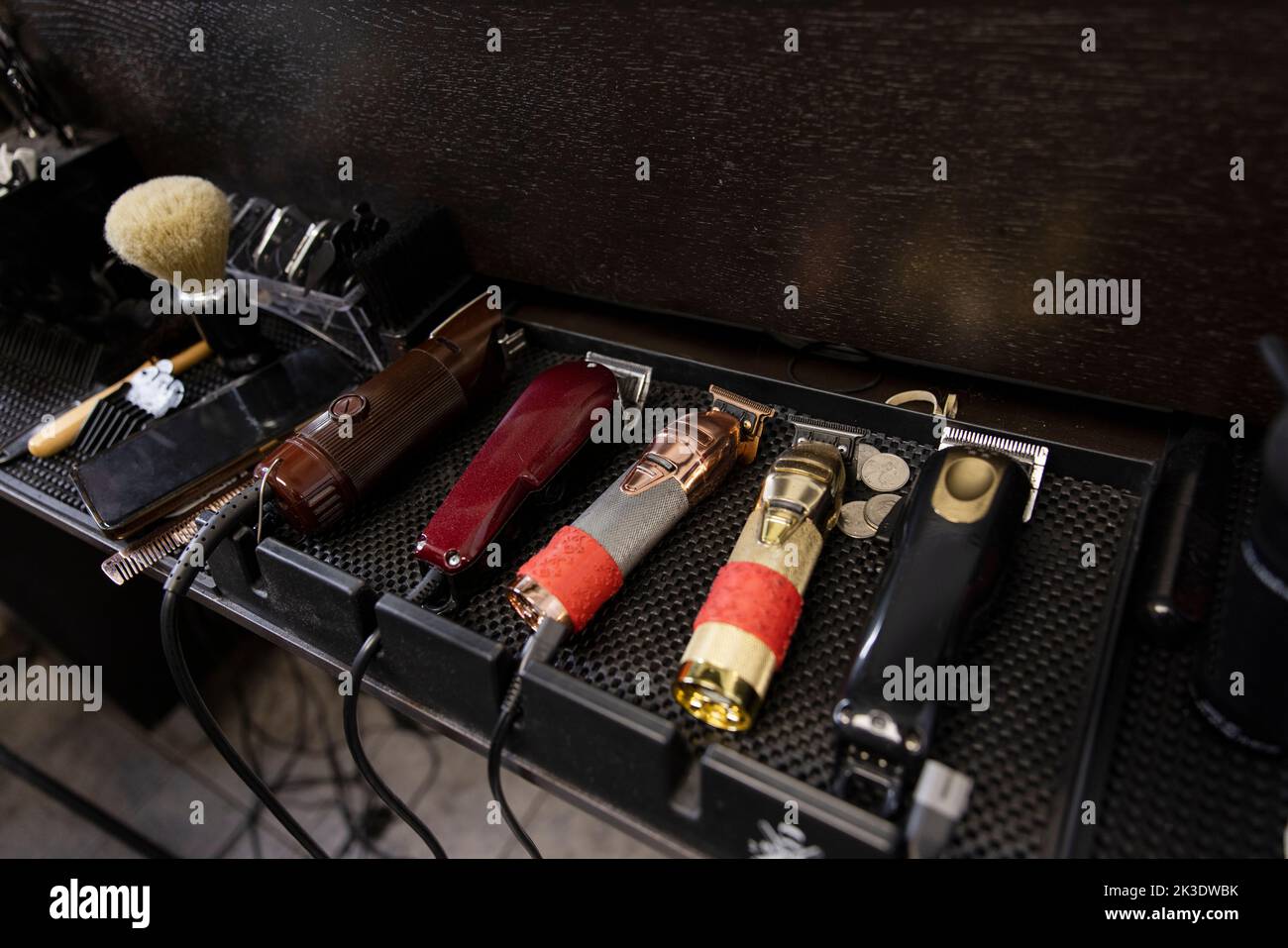 Barber shop equipment hi-res stock photography and images - Alamy