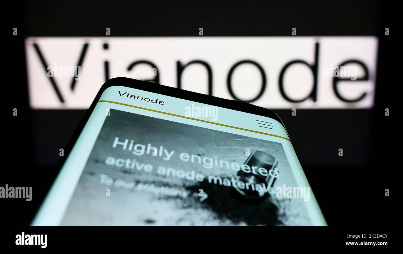 Mobile phone with website of Norwegian battery materials company ...