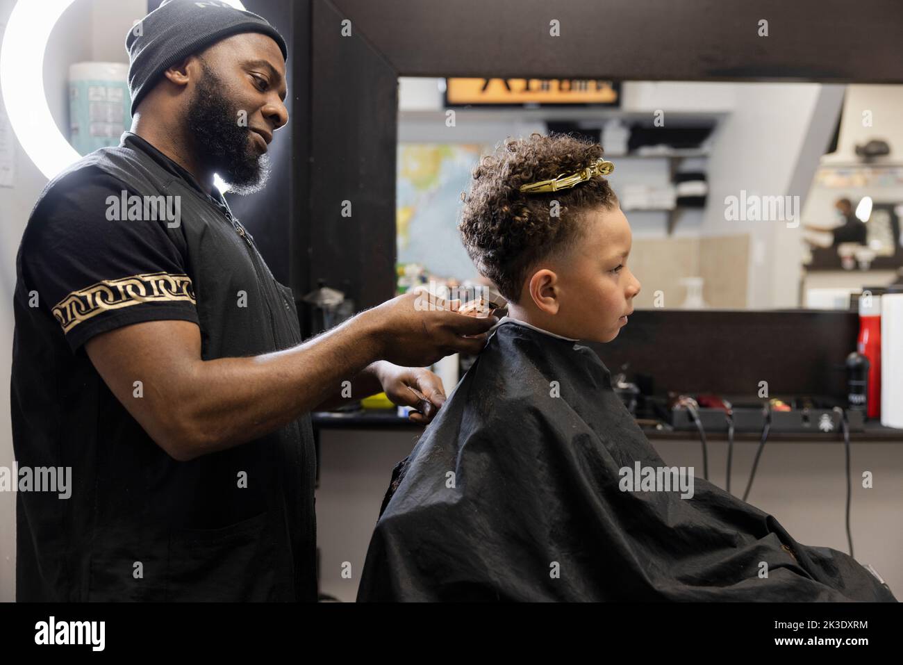 African american boy profile hi-res stock photography and images - Alamy