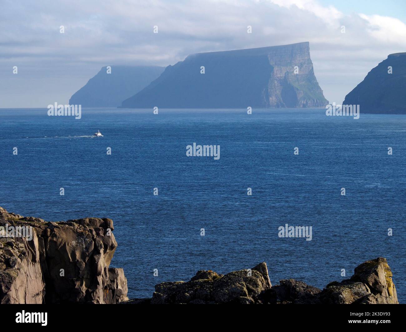 Faroe islands litla dimun hi-res stock photography and images - Alamy