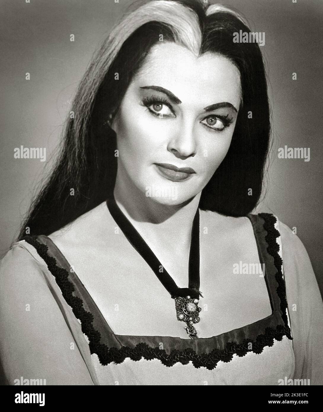 Yvonne Decarlo The Munsters