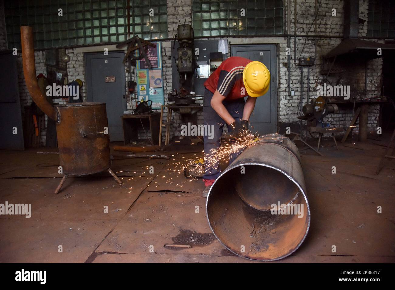 Blank welding hi-res stock photography and images - Alamy