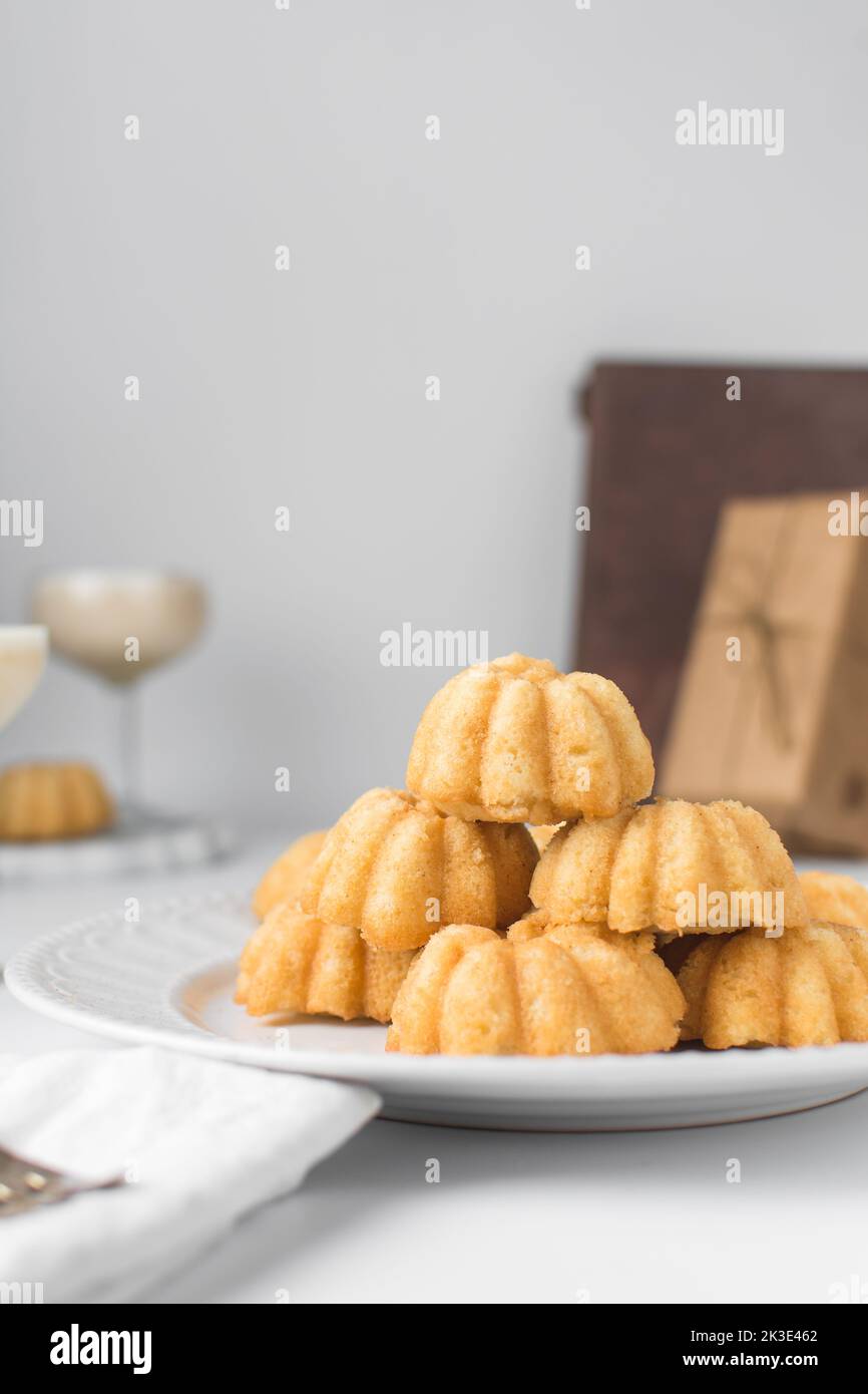 Stack of mini bundt cakes, vanilla bundlettes, small vanilla bundt ...