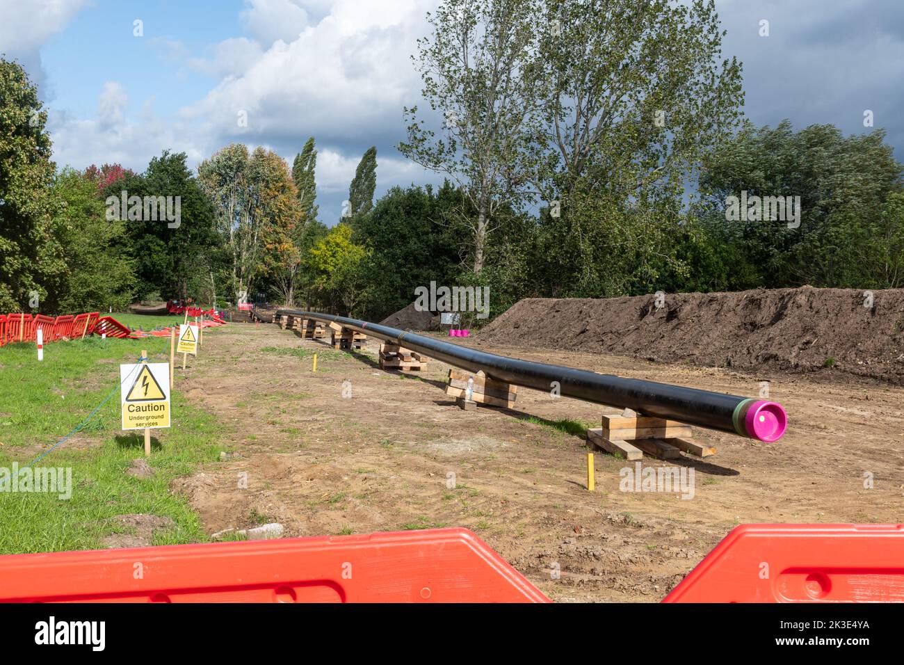 Esso Southampton to London pipeline project, replacement aviation fuel ...