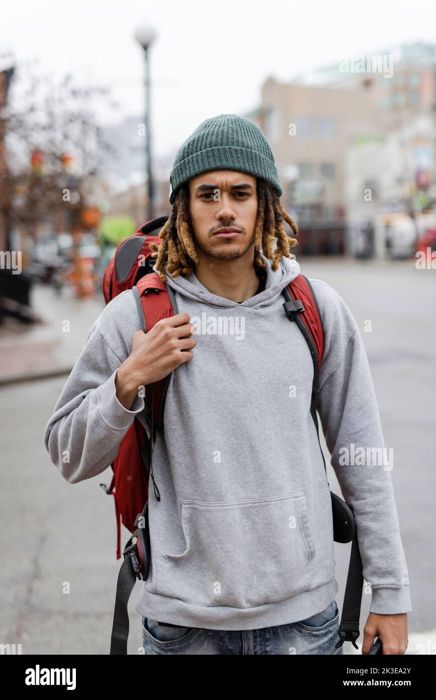 Backpacking life hi-res stock photography and images - Alamy