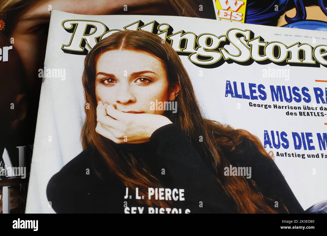 Alanis morissette 9 hi-res stock photography and images - Alamy