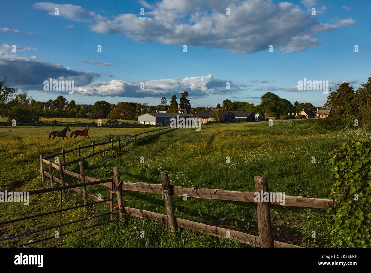 Englishvillage hi-res stock photography and images - Alamy