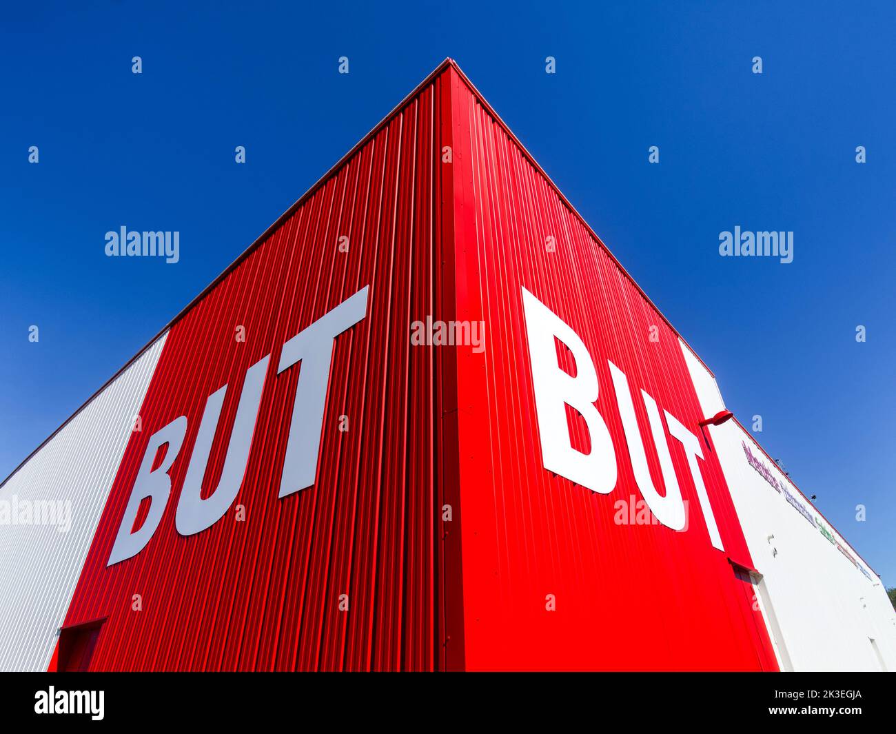 Modern french architecture hi-res stock photography and images - Alamy