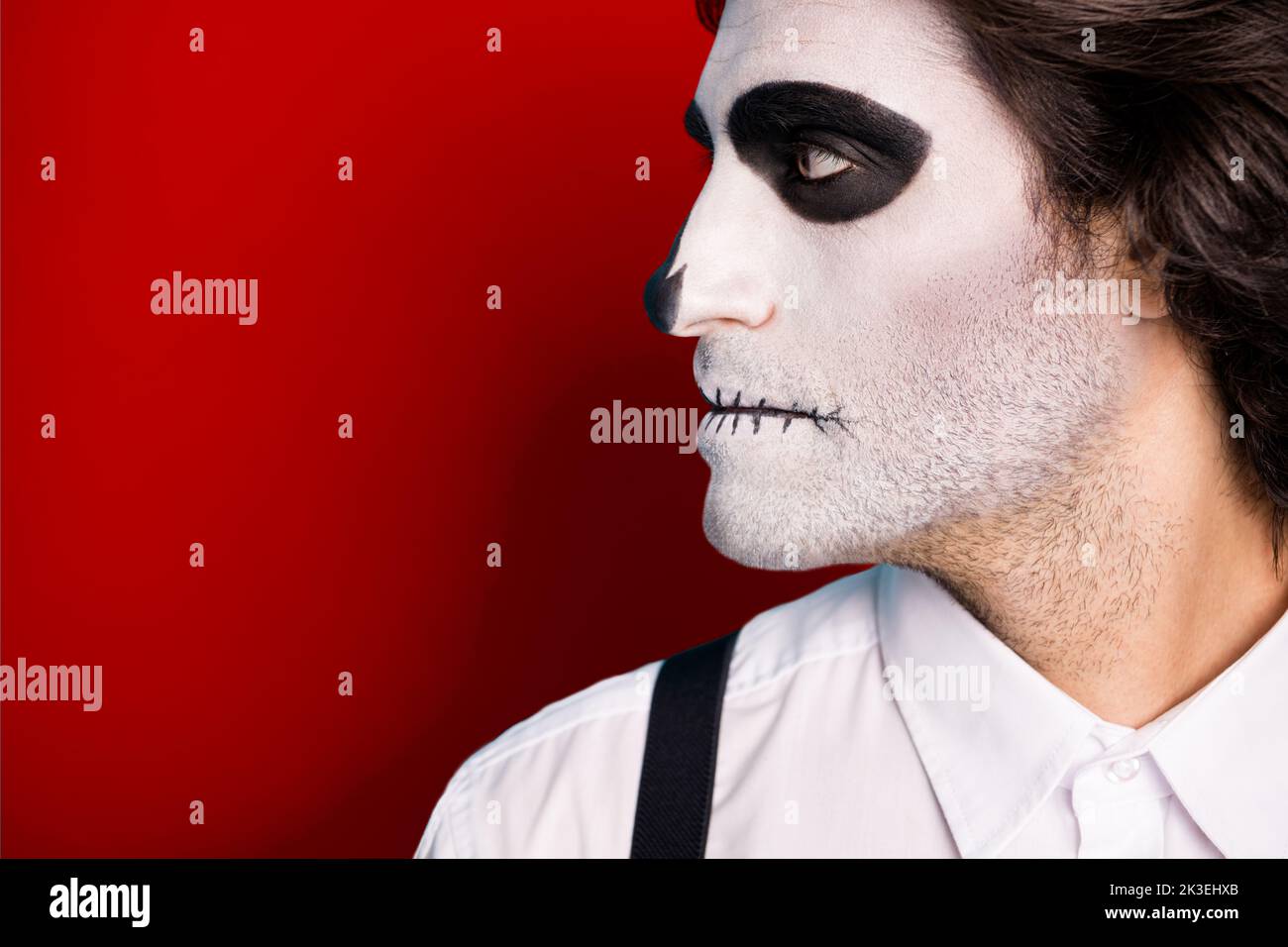 Close-up cropped profile side view portrait of his he nice handsome ...