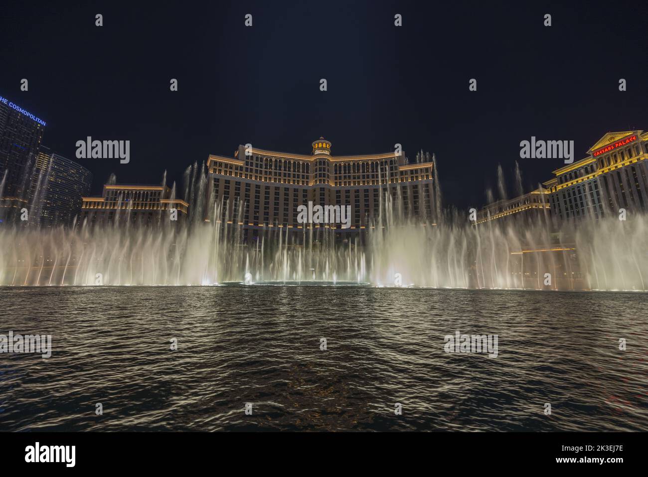 Warer fountain hi-res stock photography and images - Alamy