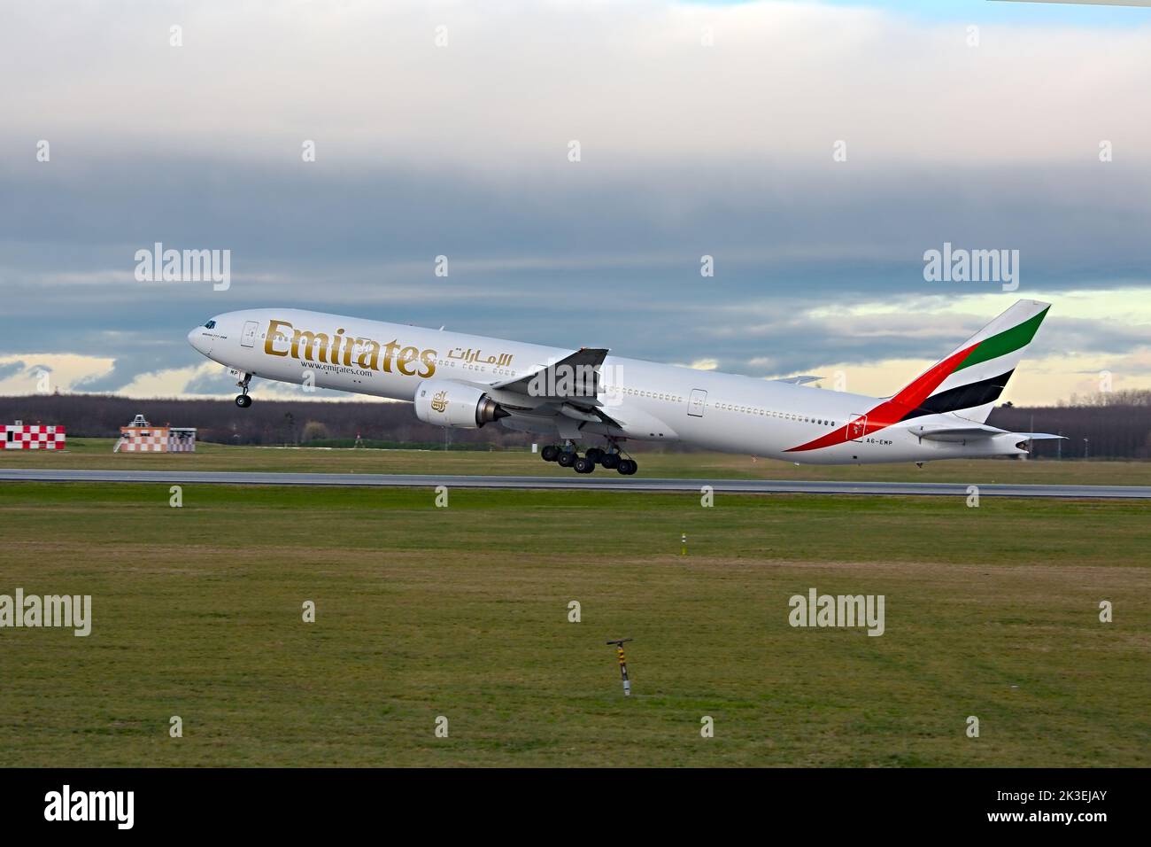 Plane taking off Stock Photo - Alamy