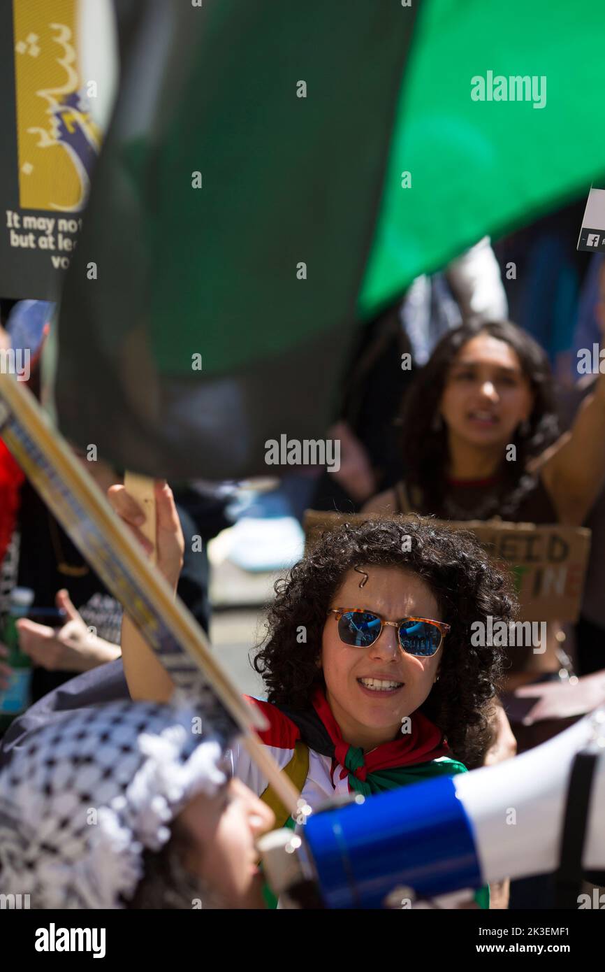 Participants gather during ‘National Demonstration: END APARTHEID ... Participants gather during ‘National Demonstration: END APARTHEID ...