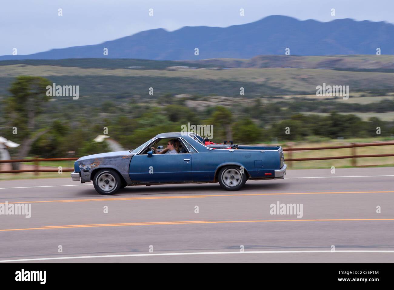 Car cars front back hi-res stock photography and images - Alamy