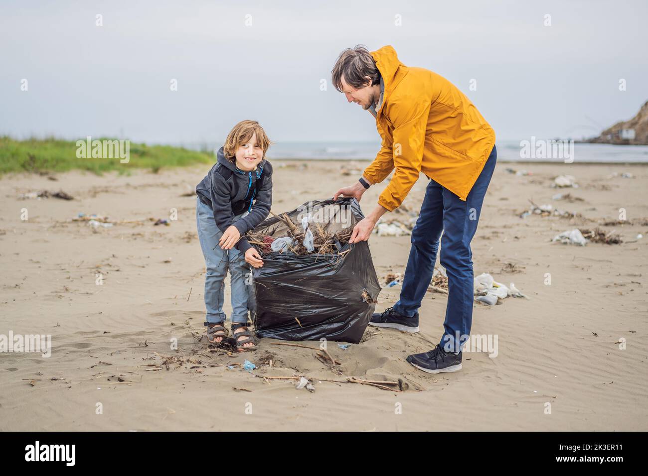 Children river cleanup hi-res stock photography and images - Alamy