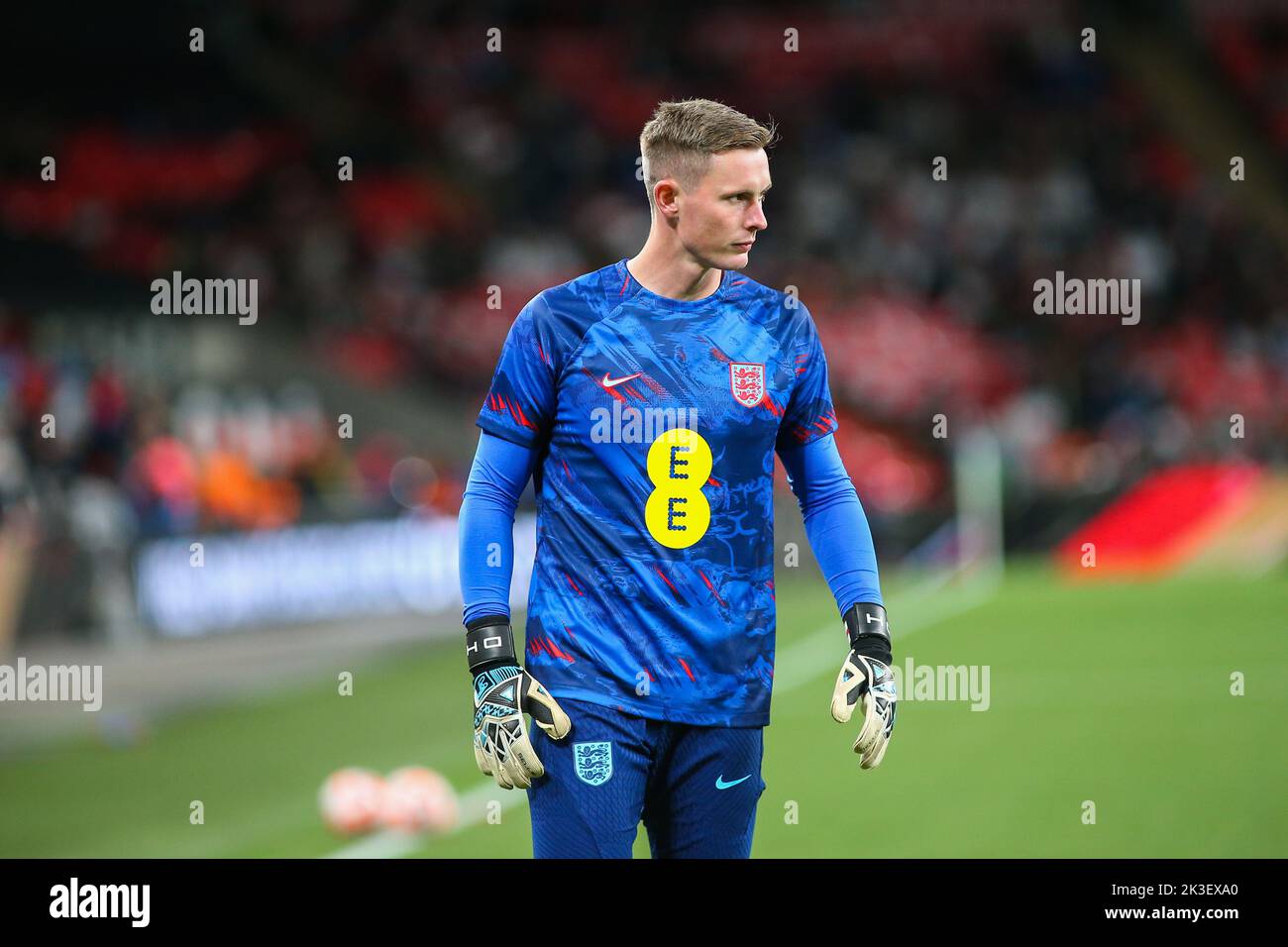 Goalkeeper dean henderson hi-res stock photography and images - Alamy