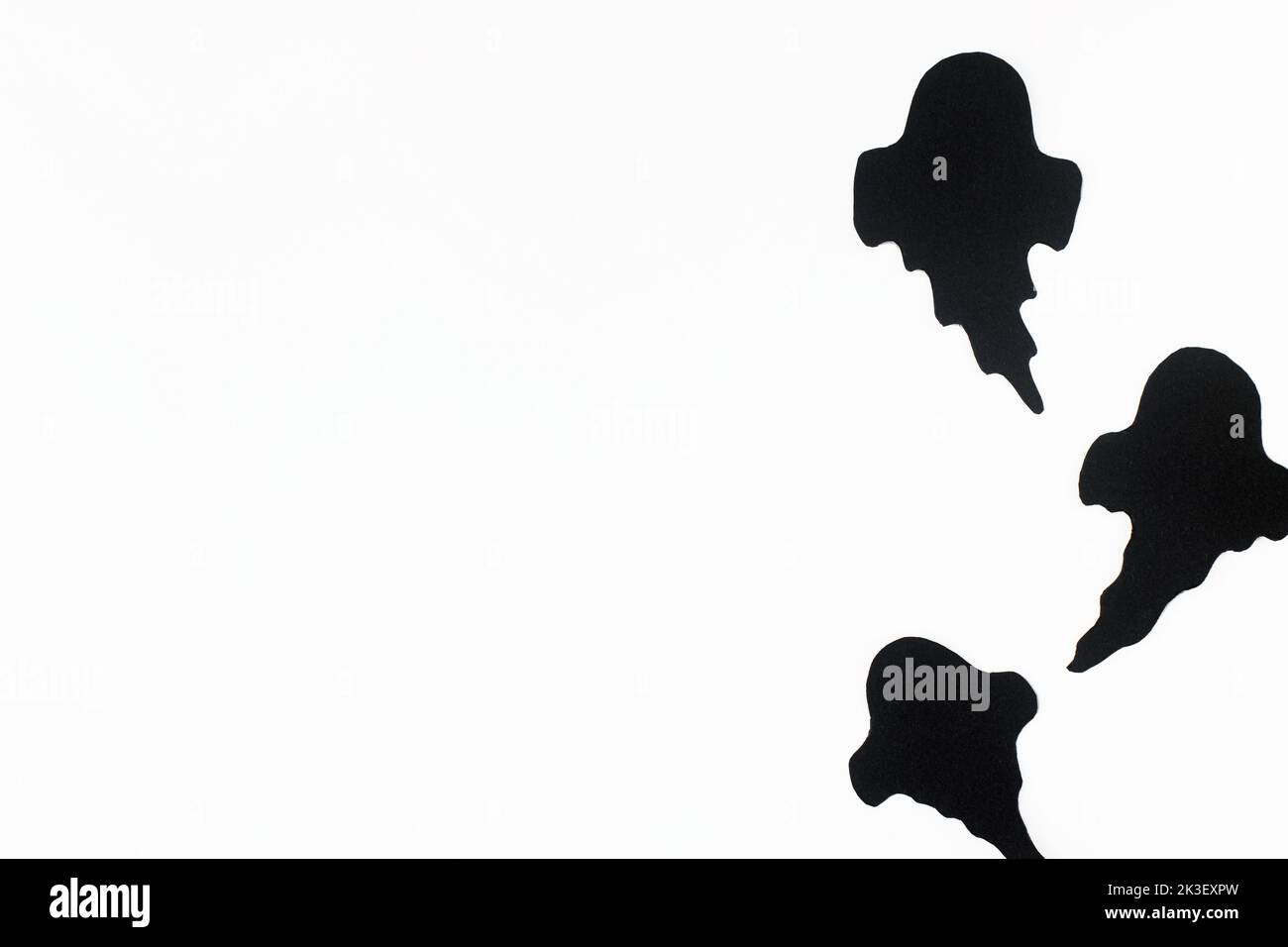 Trick treat ghosts on Cut Out Stock Images & Pictures - Alamy