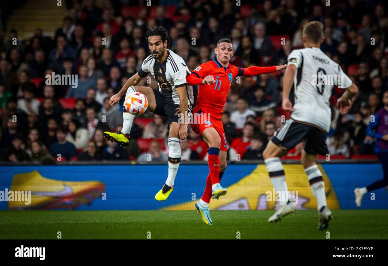 London, 26.09.2022 Lukas Nmecha (Deutschland), Phil Foden (England ...