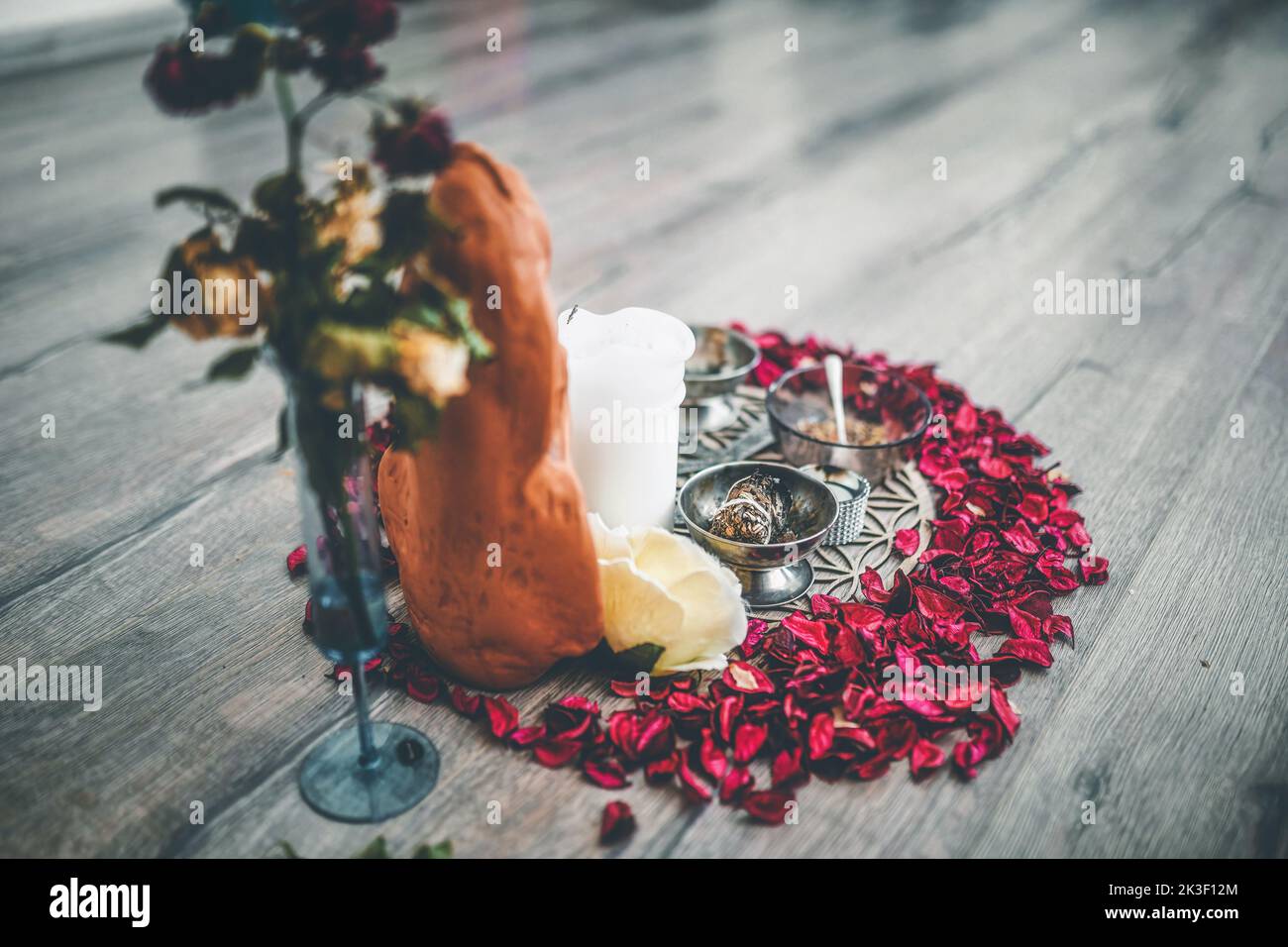 Beautiful altar with rose petals. ceremony space Stock Photo - Alamy