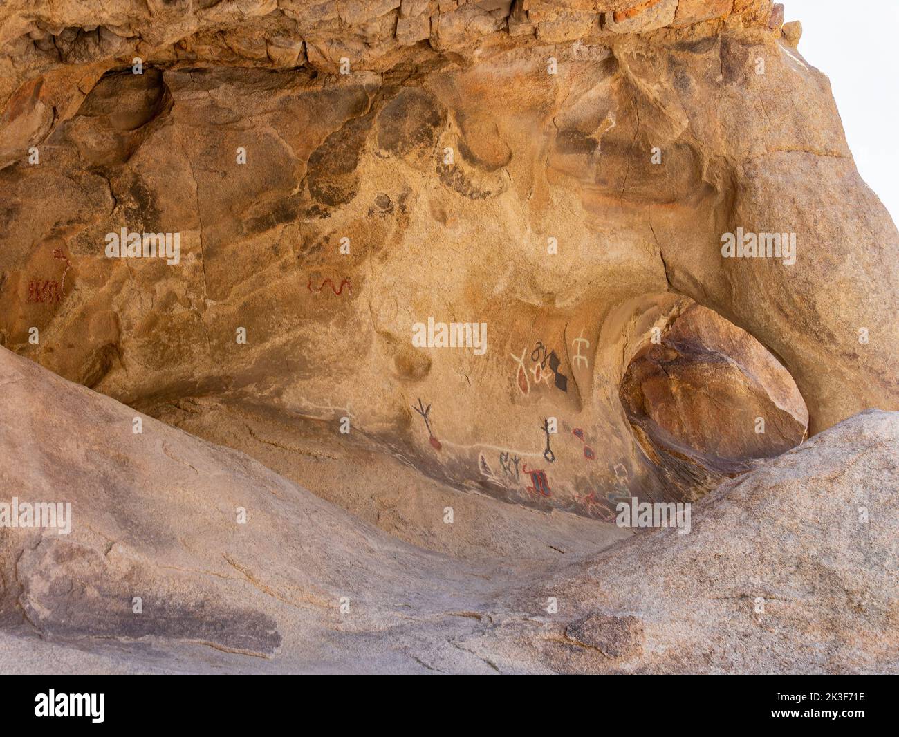 Mysteries of the Desert symbol in Joshua Tree National Park at ...