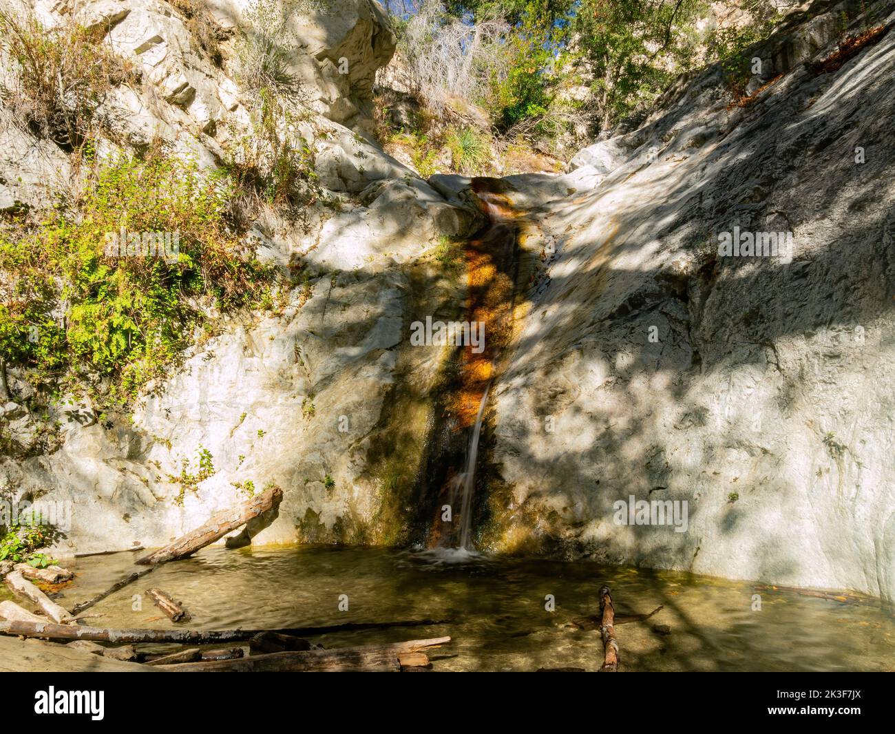 Sunny view of the beautiful Switzer Falls Trail at Los Angeles ...