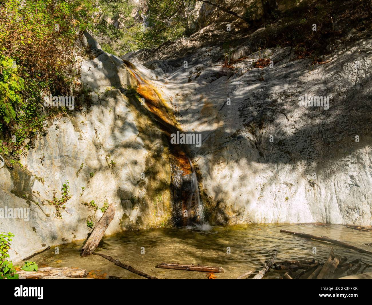 Switzer falls trail hi-res stock photography and images - Alamy