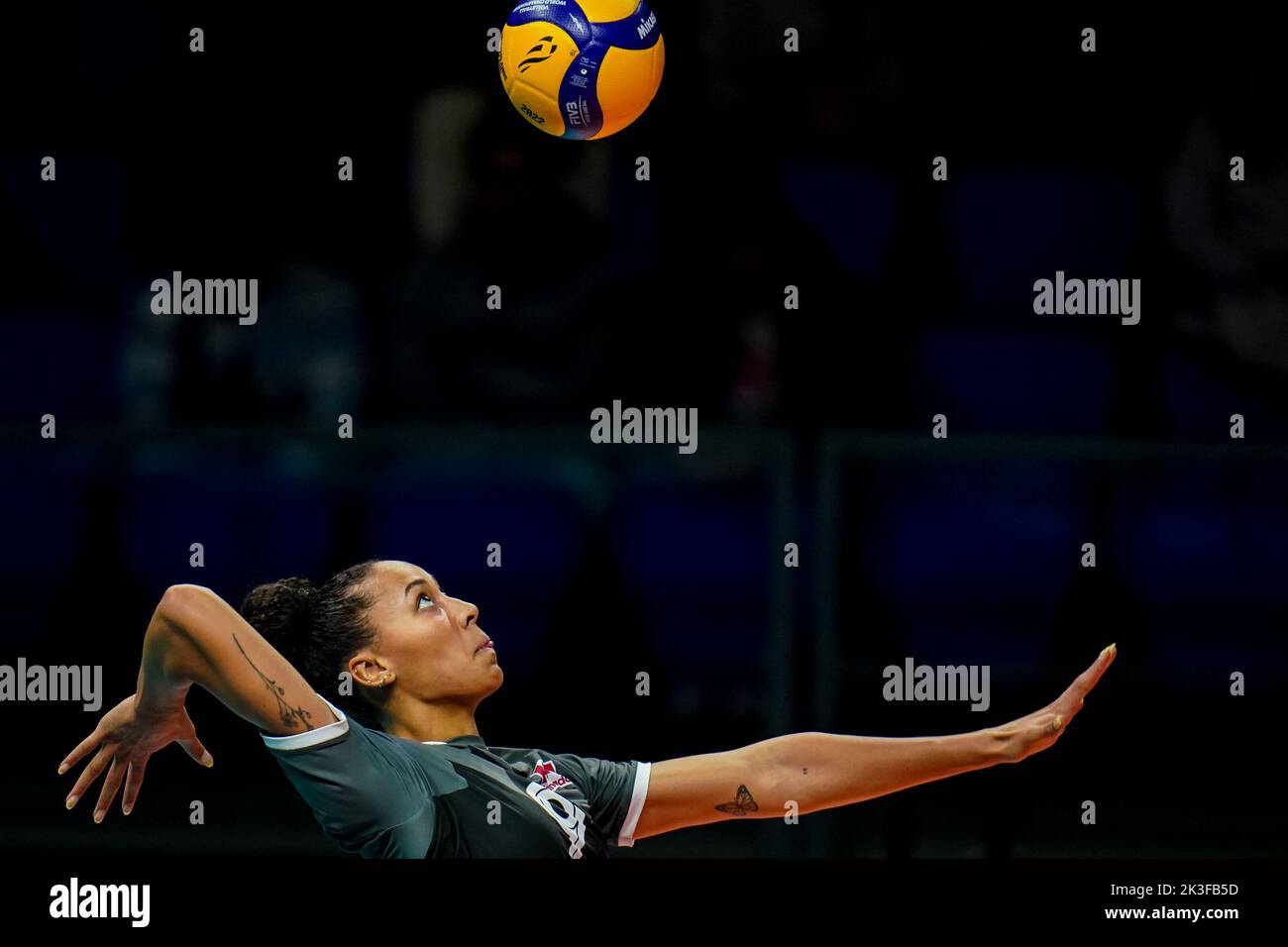 ARNHEM, NETHERLANDS - SEPTEMBER 26: Alexa Gray of Canada serves during ...