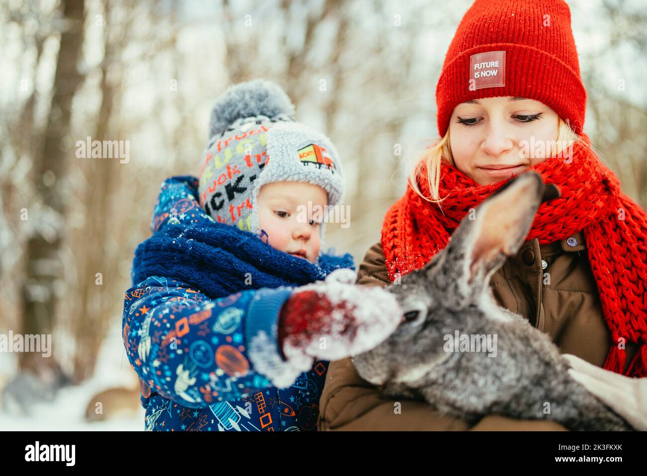 Jacket cold children hi-res stock photography and images - Alamy