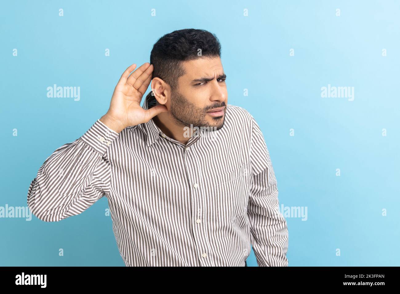 Serious conversation private hi-res stock photography and images - Alamy