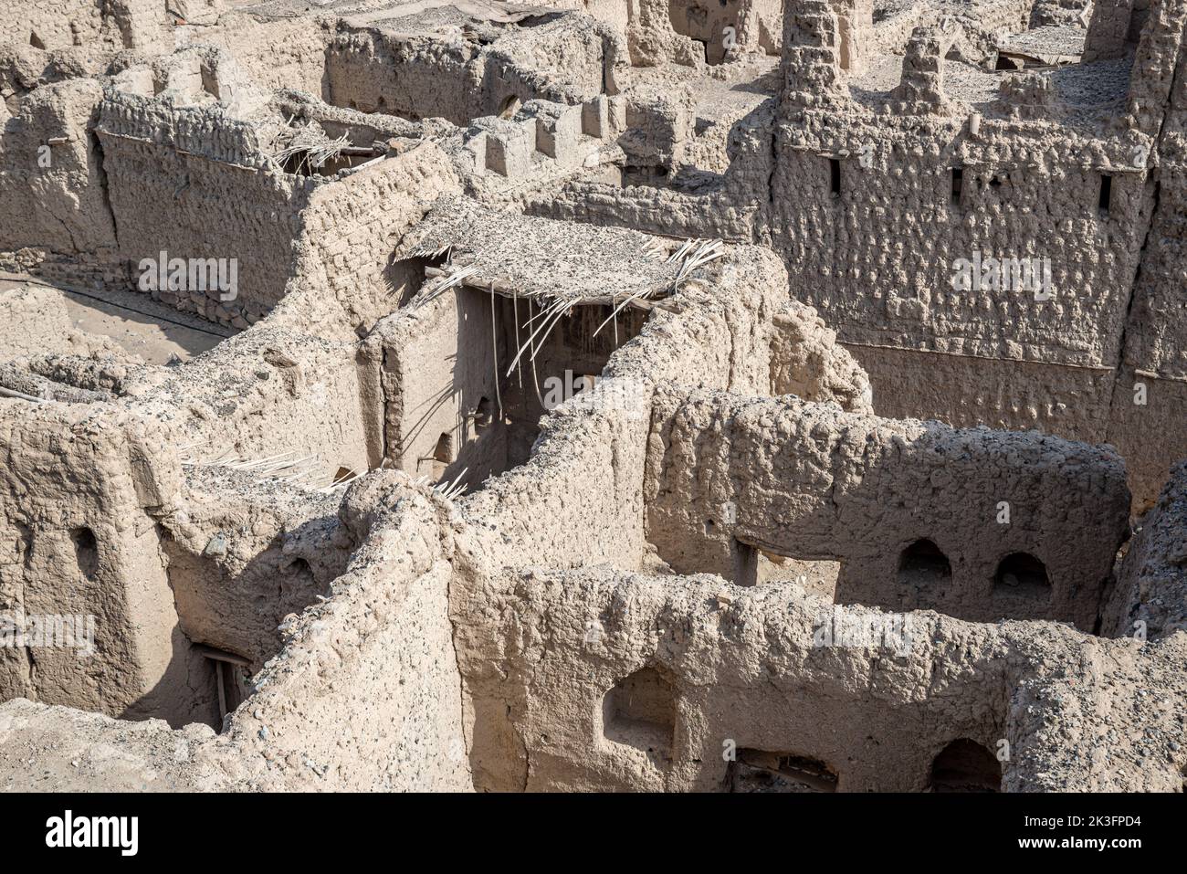 Mud-brick Bahla Fort Citadel and oasis on decay, Oman Stock Photo - Alamy