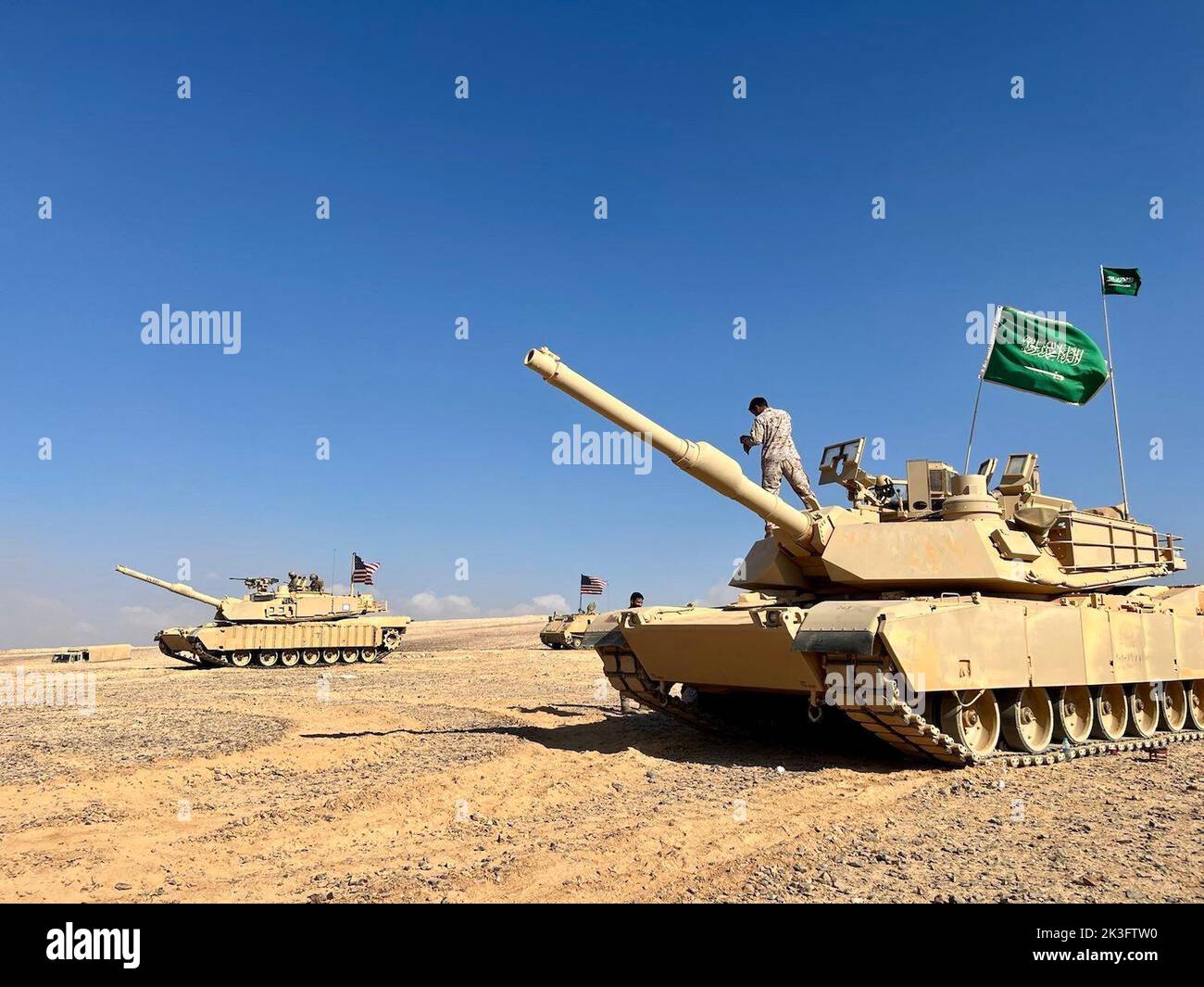 Several M1 Abrams tanks of the Royal Saudi Land Force and the U.S. Army ...