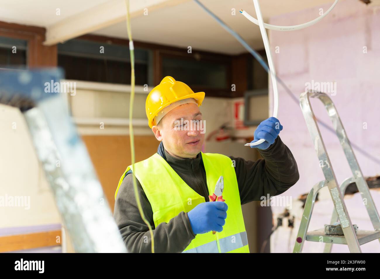 Repair of wires hi-res stock photography and images - Alamy